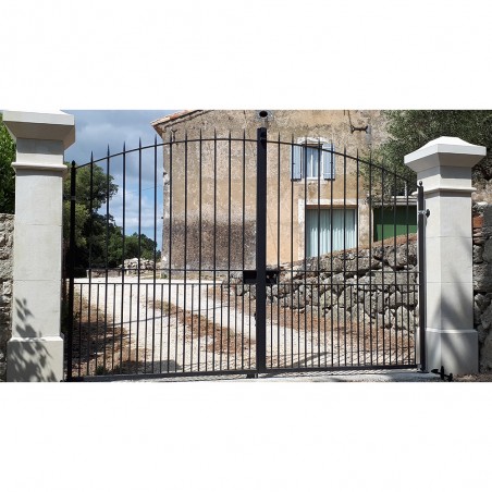 Portail en fer forgé forme demi-rond - Ferronnerie Lovisa